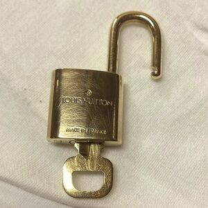 Louis Vuitton | Bags | Louis Vuitton 322 Lock And Key | Poshmark